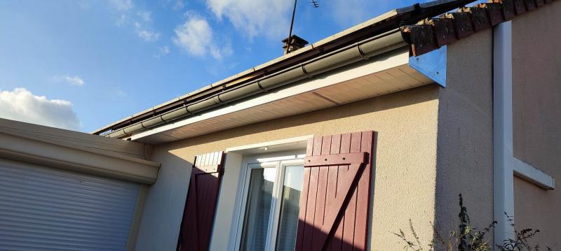 Pose de dessous de toit en PVC à Nevers